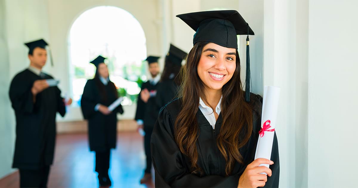 Studying Online vs. On-Campus: Which is Better? | Best Accredited ...